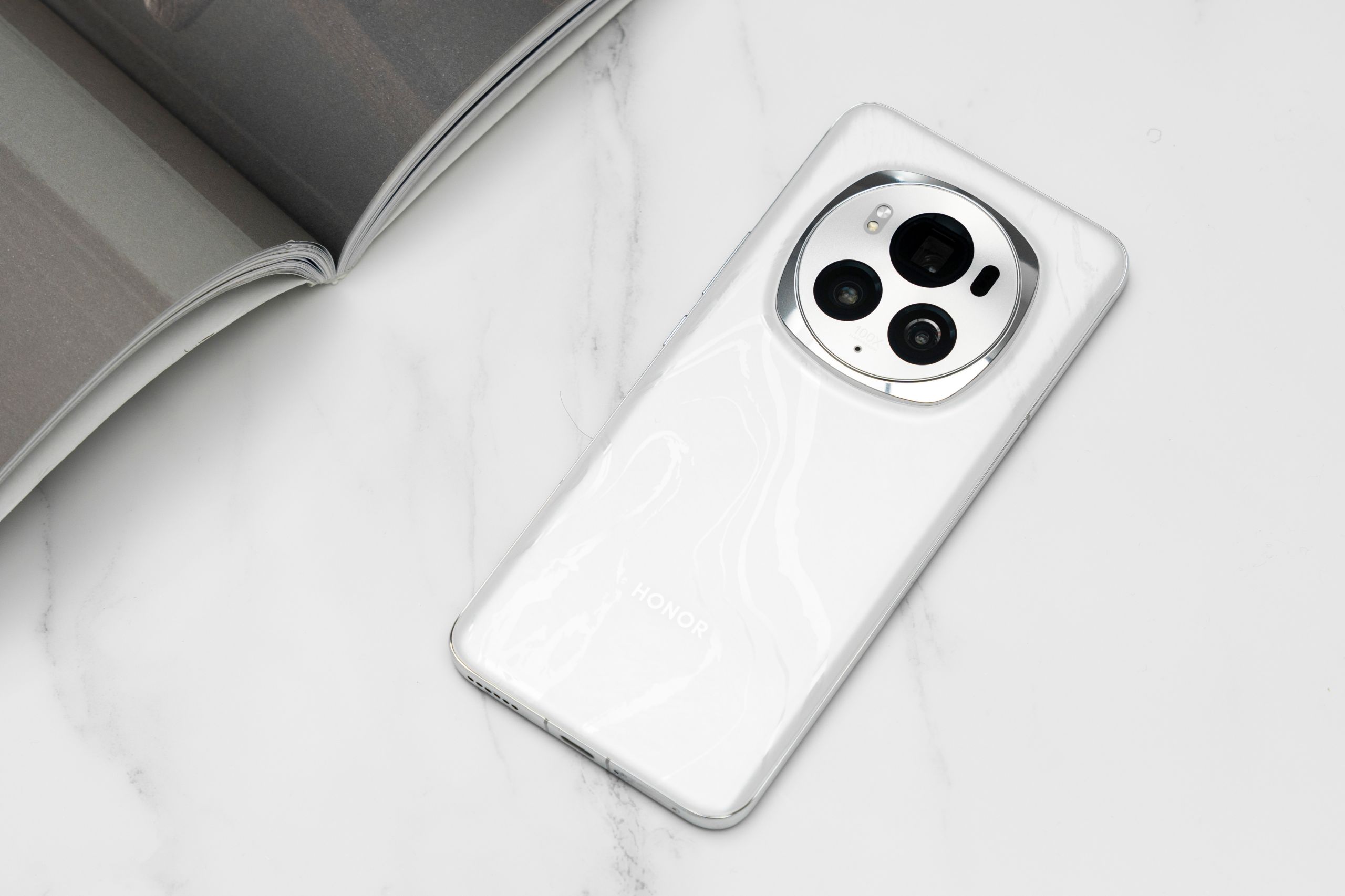 Honor Magic6 Pro arrives in India at Rs.89,000